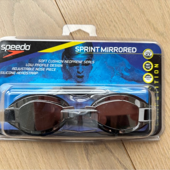 Speedo | Accessories | Speedo Sprint Mirrored Goggles Black And Silver ...